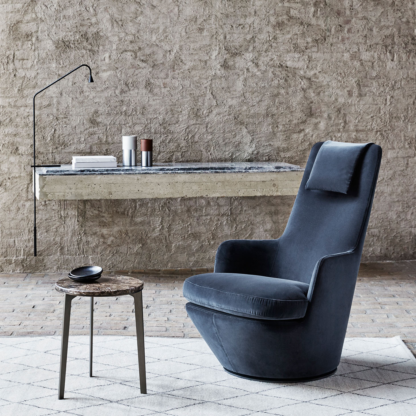 Hi Turn – M2L Furniture